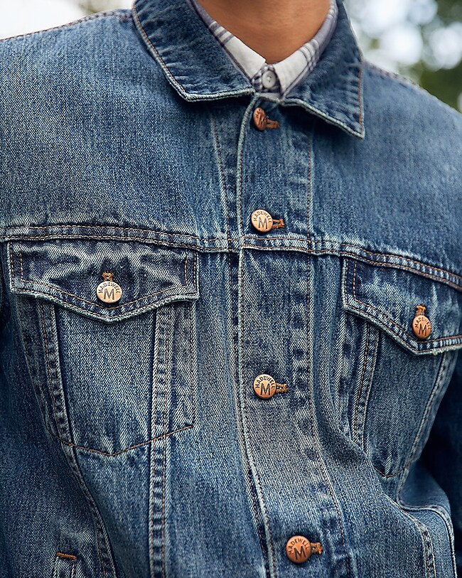 HOW WE’RE WEARING IT: THE JEAN JACKET