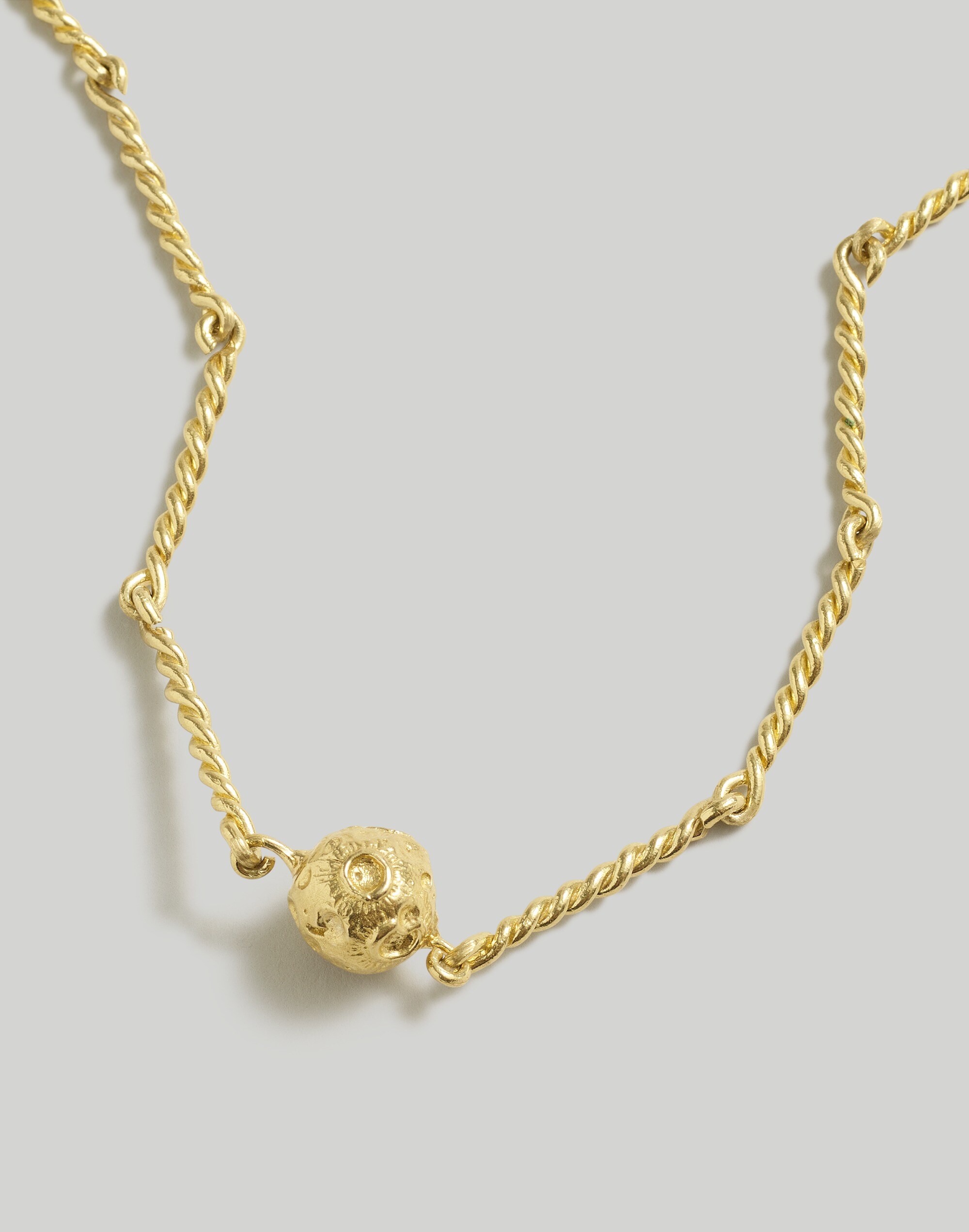 Mahnal Qamar Tome Necklace