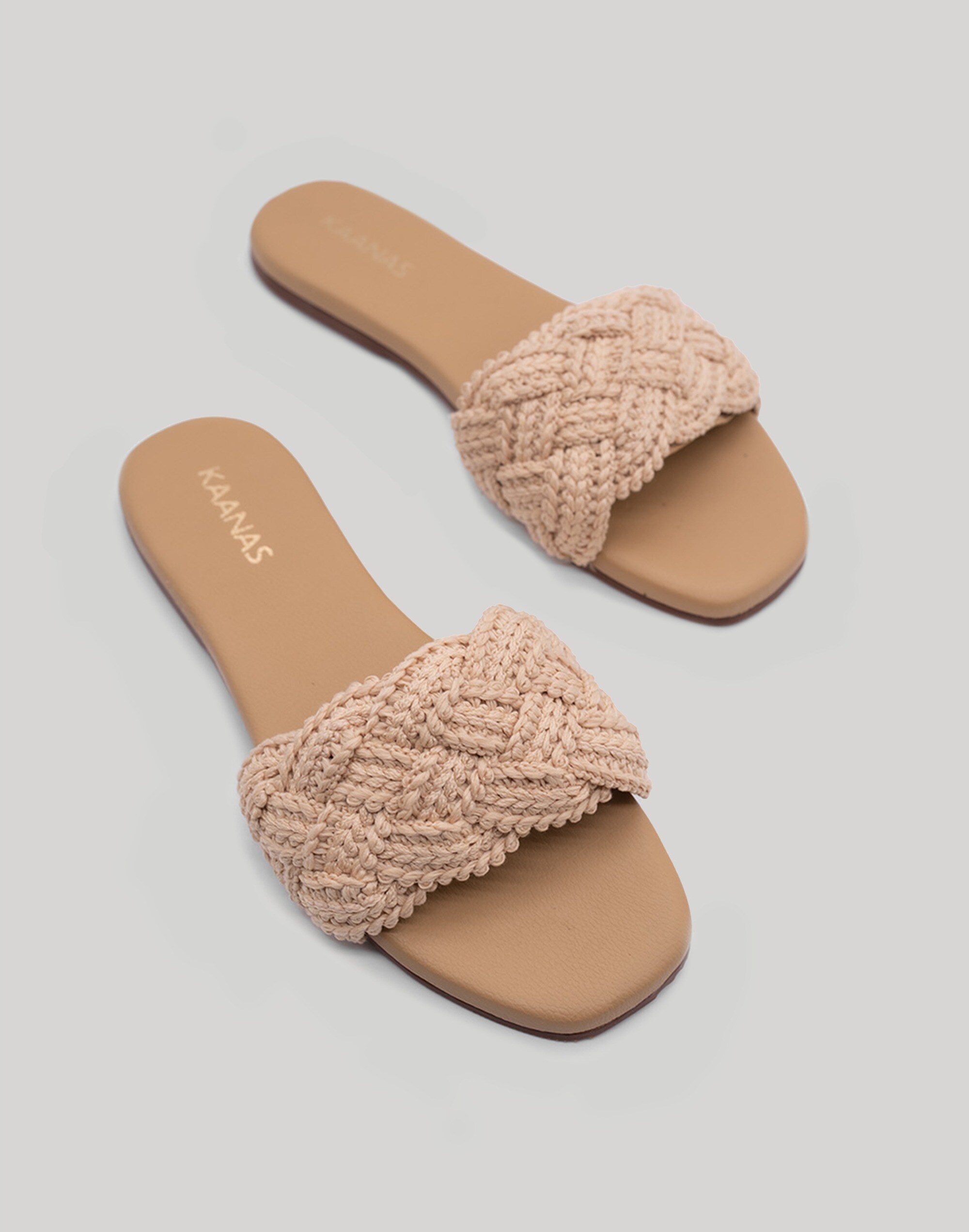 KAANAS Pansy Chunky Braided Slides